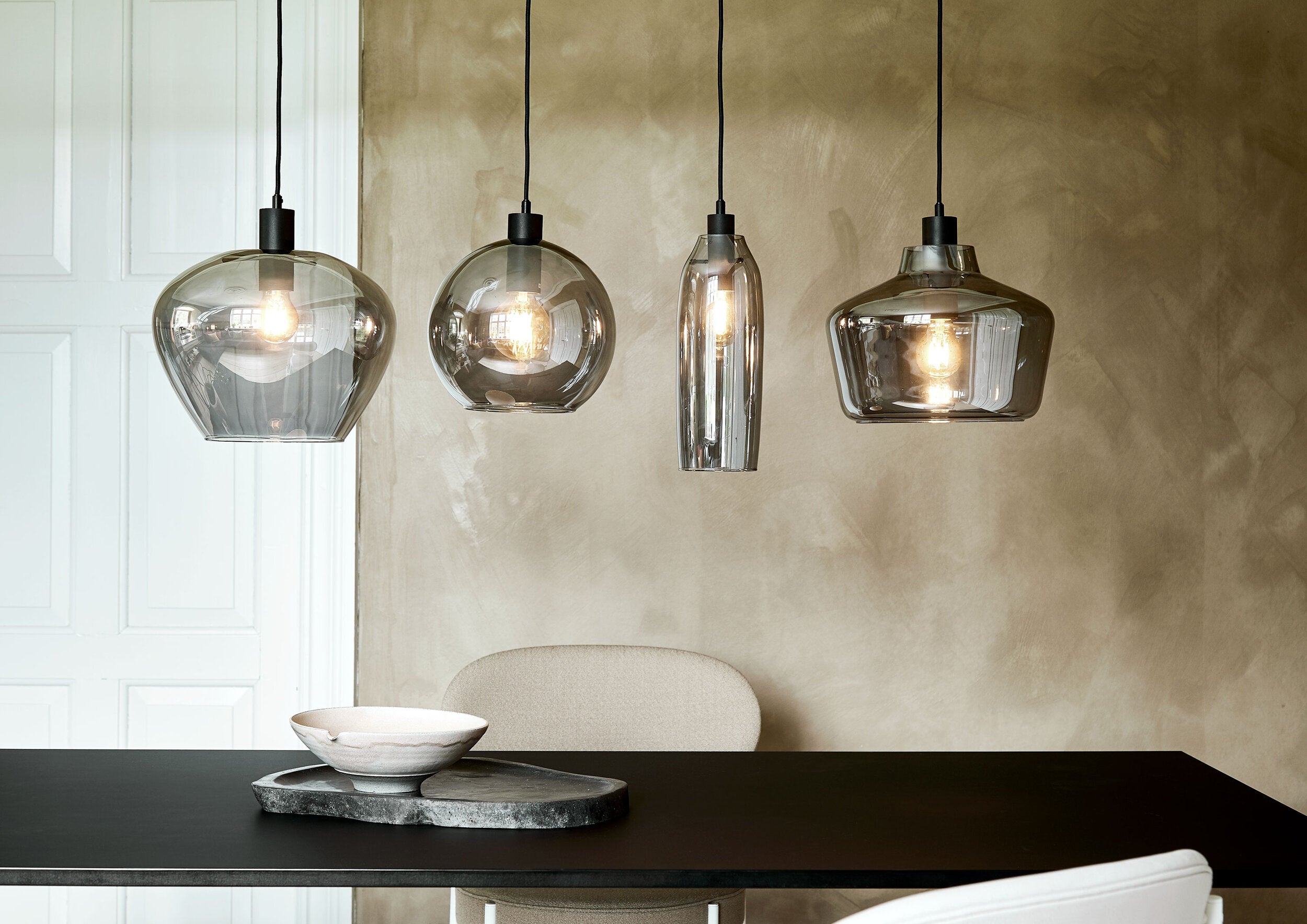 Pendant Light – DELIGHT OptoElectronics Pte. Ltd